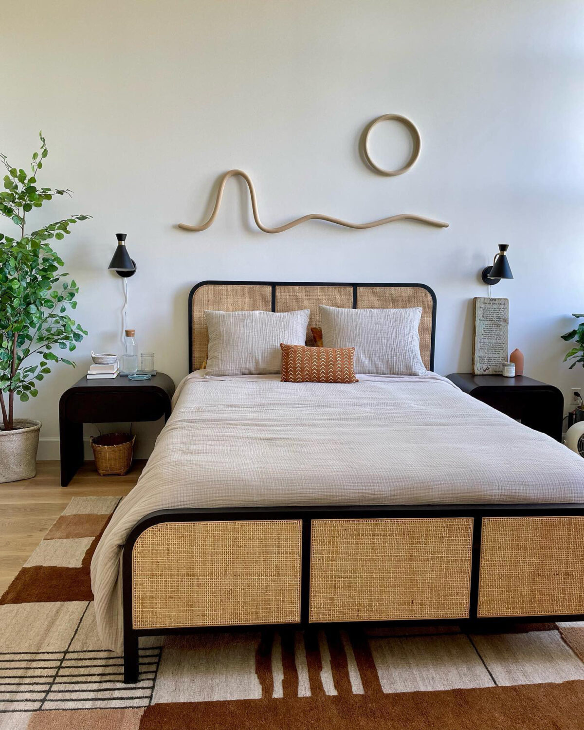 PITOO INDONESIA SPECIALIST CUSTOM FURNITURE